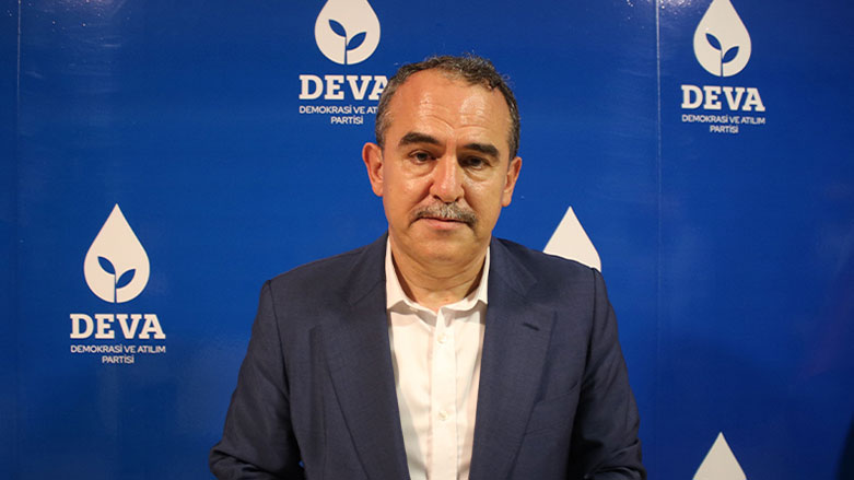 Sadullah Ergin'in iki kardeşi ve aileleri depremde hayatını kaybetti