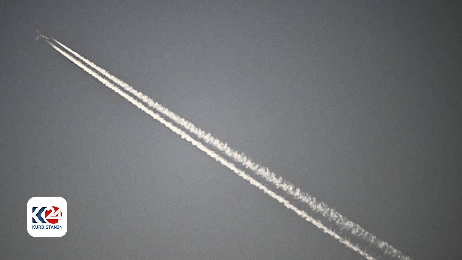 Plane contrails: white fluffy contributors to global warming