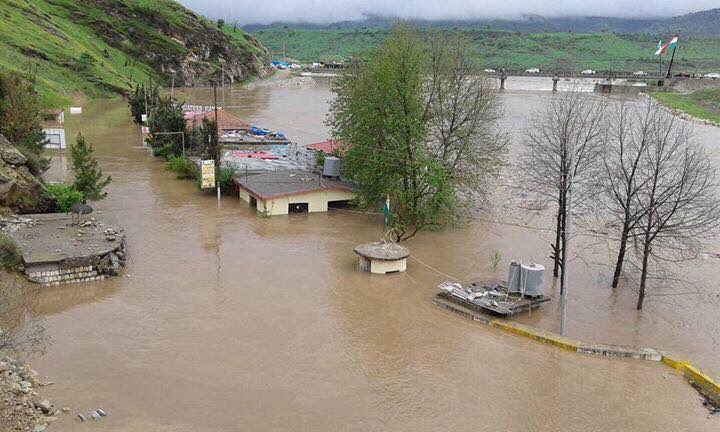 WATCH: Heavy rain, flood closes over 142 village roads in Kurdistan
