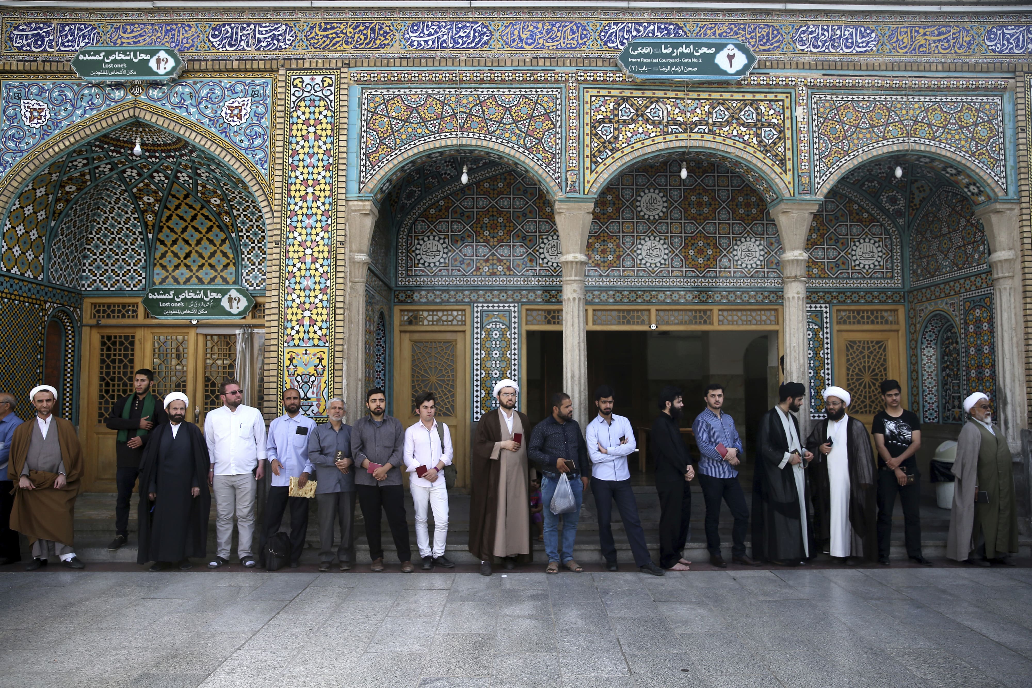 In-Pictures: 2017 Presidential Election in Iran